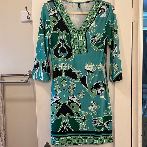 White Mark | Dresses | White Mark 34 Sleeve Dress | Poshmark